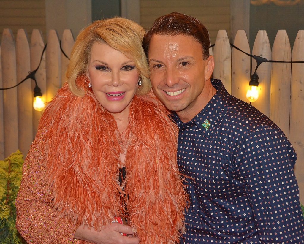 Joe Posa as Joan Rivers | Waterfront Playhouse